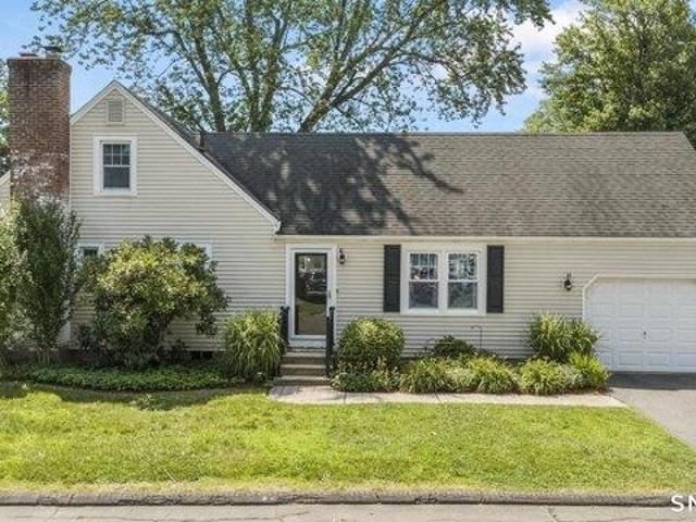 house with 3 bedroom, Manchester CT ES104762055