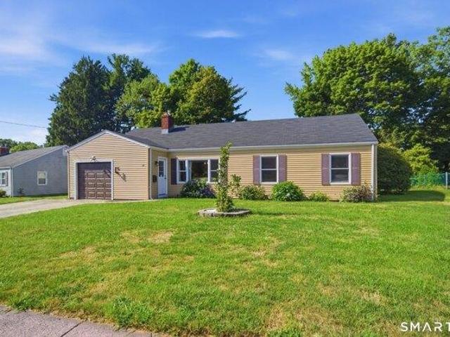 house with 3 bedroom, Manchester CT ES105232350
