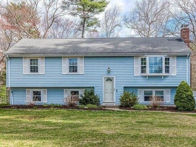 house with 3 bedroom, Mansfield MA DLS102859762