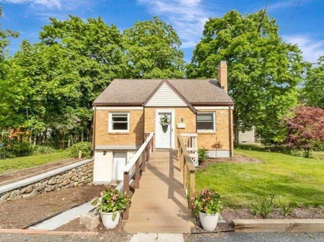 house with 3 bedroom, Mansfield MA DLS102961403