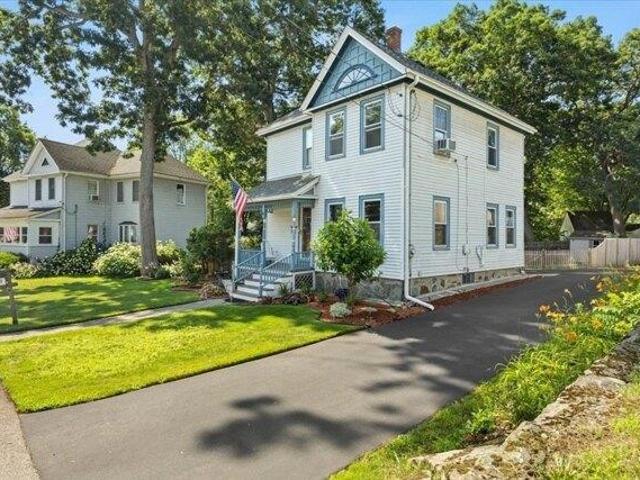 house with 3 bedroom, Mansfield MA DS104192479