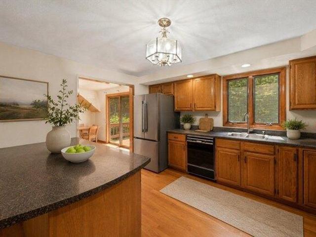house with 3 bedroom, Mansfield MA ES104832083