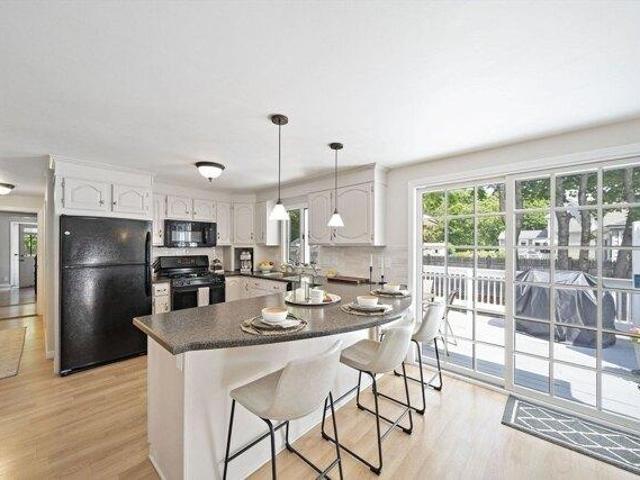 house with 3 bedroom, Mansfield MA ES105079975