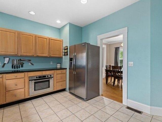 house with 3 bedroom, Mansfield MA ES105143264