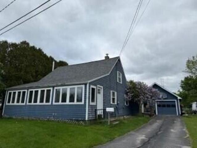 house with 3 bedroom, Machias ME ES105114330