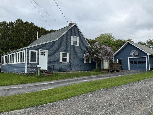 house with 3 bedroom, Machias ME ES103619532