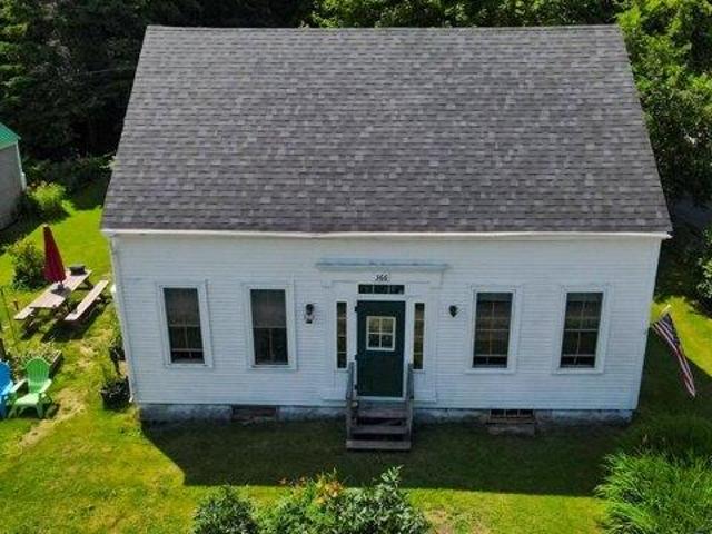 house with 3 bedroom, Machiasport ME ES103666980
