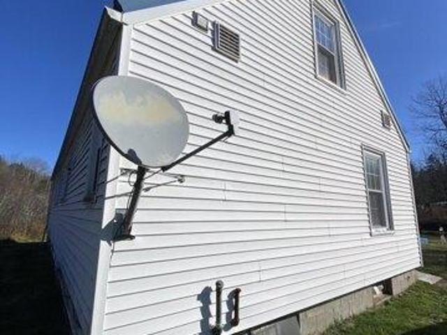 house with 3 bedroom, Machiasport ME ES103621431