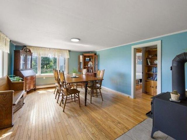 house with 3 bedroom, Machiasport ME ES105127393