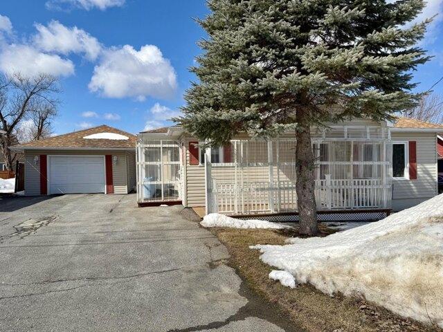 house with 3 bedroom, Madawaska ME DS101899522