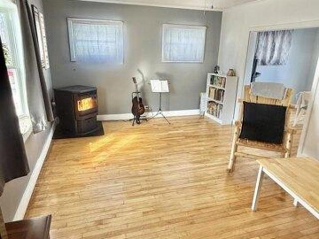 house with 3 bedroom, Madawaska ME DS102028865