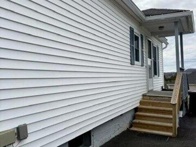 house with 3 bedroom, Madawaska ME DS103126623