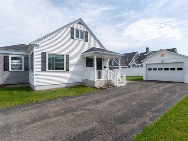 house with 3 bedroom, Madawaska ME DS104265101