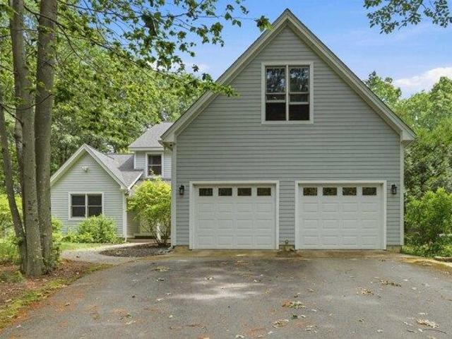 house with 3 bedroom, Madbury NH DS104237565