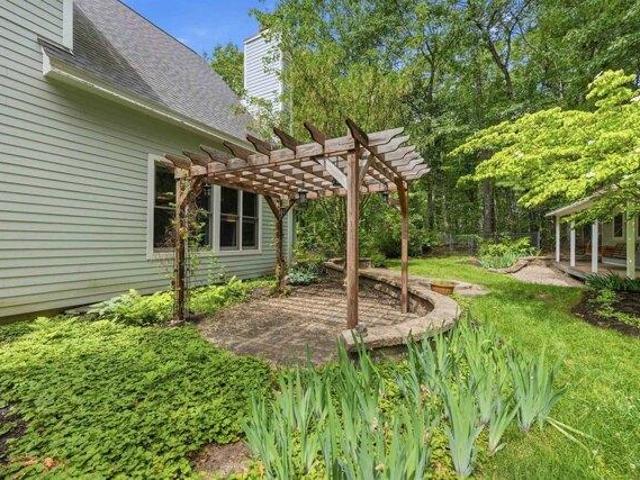 house with 3 bedroom, Madbury NH ES103888053