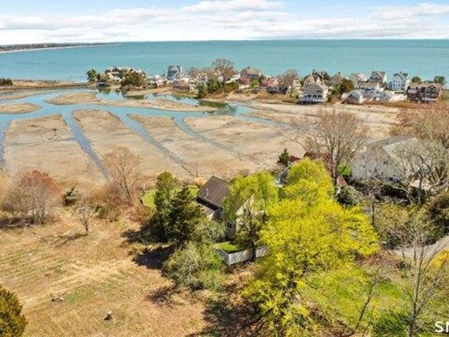 house with 3 bedroom, Madison CT DLS102317577