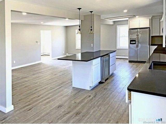 house with 3 bedroom, Madison CT DS102585449