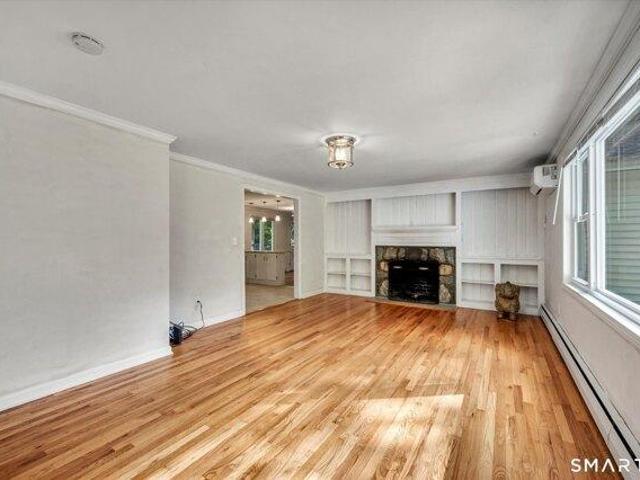 house with 3 bedroom, Madison CT DS102595418