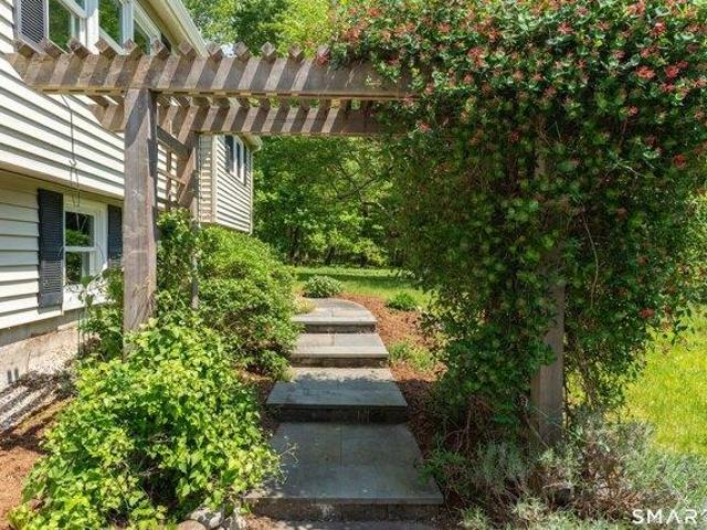 house with 3 bedroom, Madison CT ES103127509