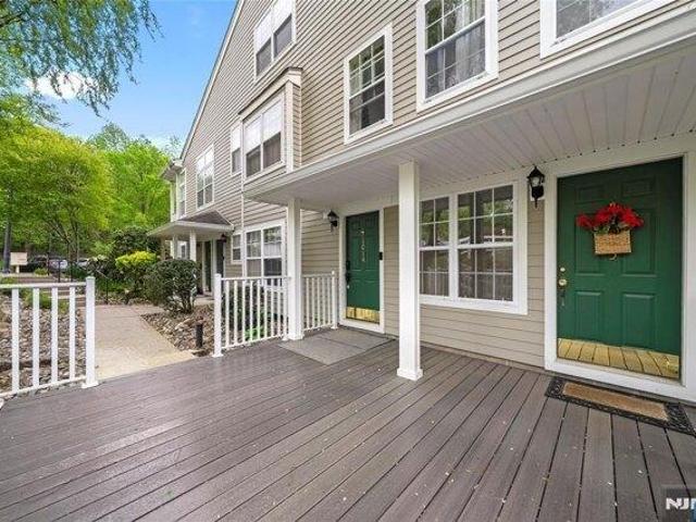 house with 3 bedroom, Mahwah NJ DLS102778575