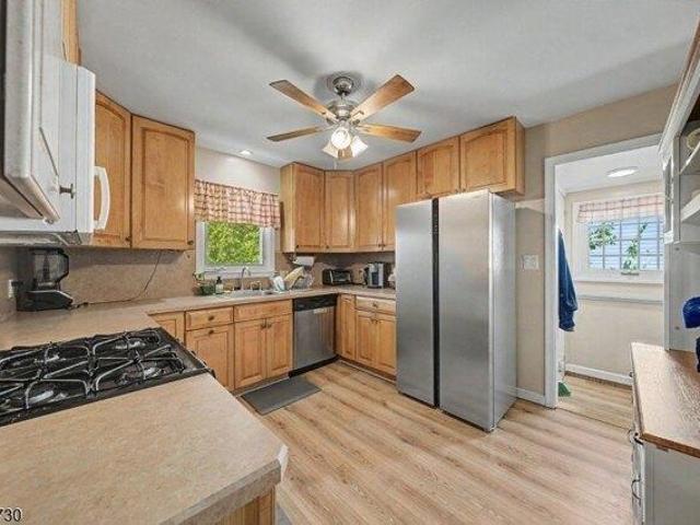 house with 3 bedroom, Mahwah NJ ES105206397