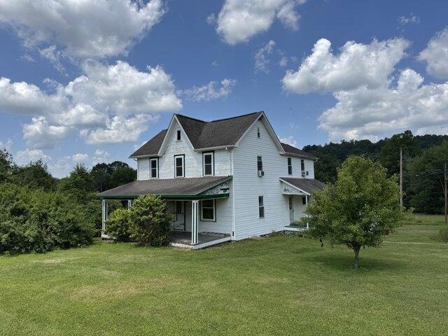house with 3 bedroom, Mahaffey PA DLS92247045