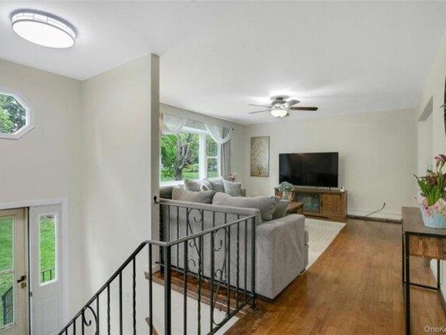 house with 3 bedroom, Mahopac NY DS103603065