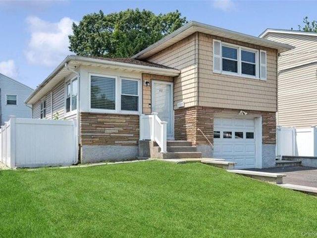 house with 3 bedroom, Malverne NY ES104905360