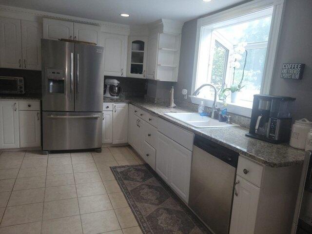 house with 3 bedroom, Malden MA DLS102559950