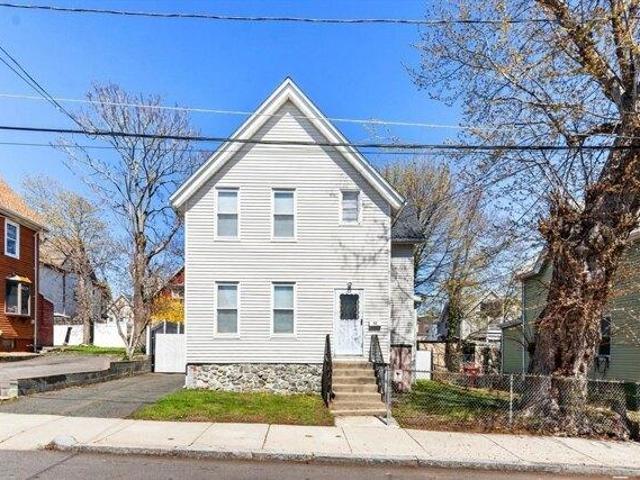 house with 3 bedroom, Malden MA DS102213156