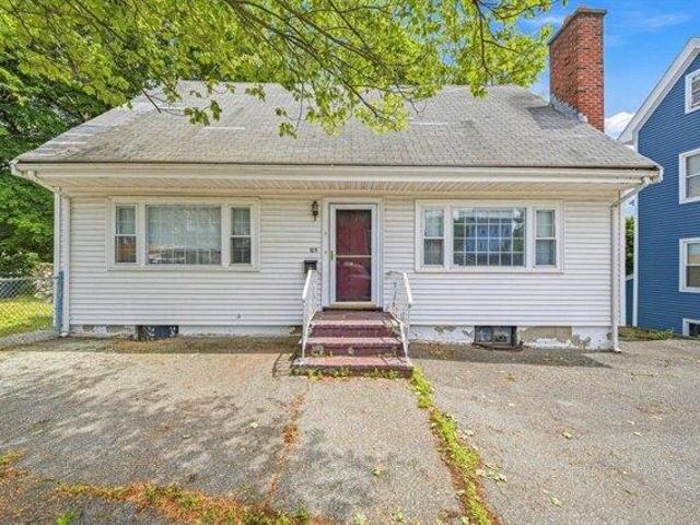 house with 3 bedroom, Malden MA DS103035440