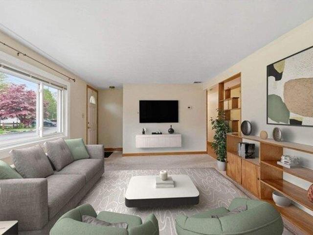 house with 3 bedroom, Malden MA DS103037632