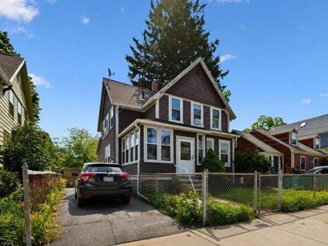 house with 3 bedroom, Malden MA DS104298450