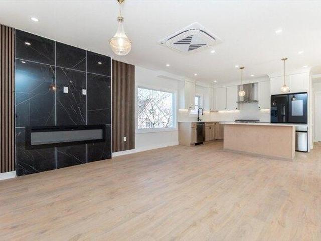 house with 3 bedroom, Malden MA ES103498523