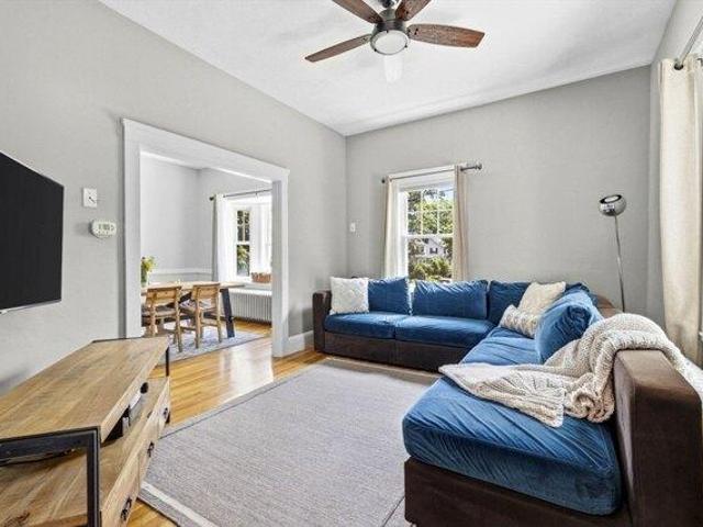 house with 3 bedroom, Malden MA ES104791577