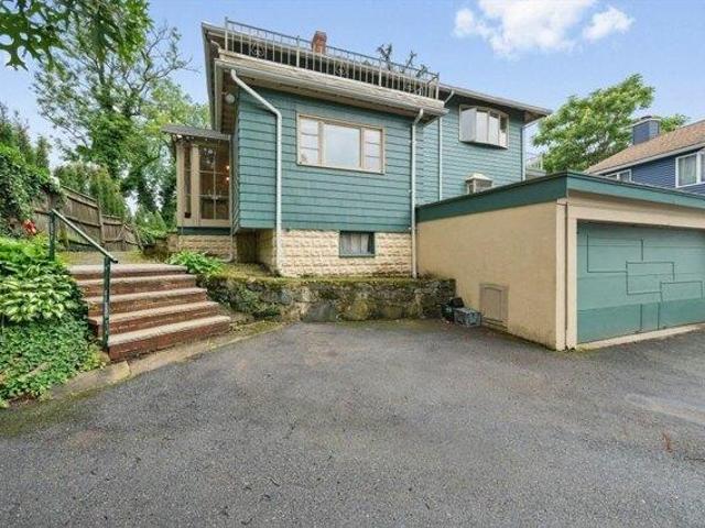 house with 3 bedroom, Malden MA ES104903032