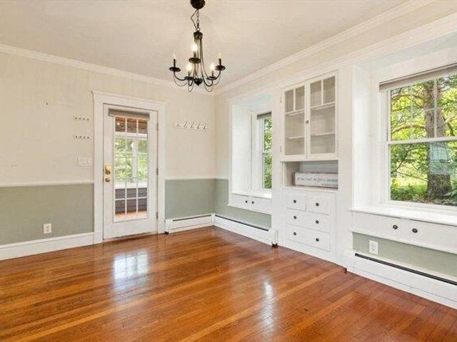 house with 3 bedroom, Malden MA ES104920899