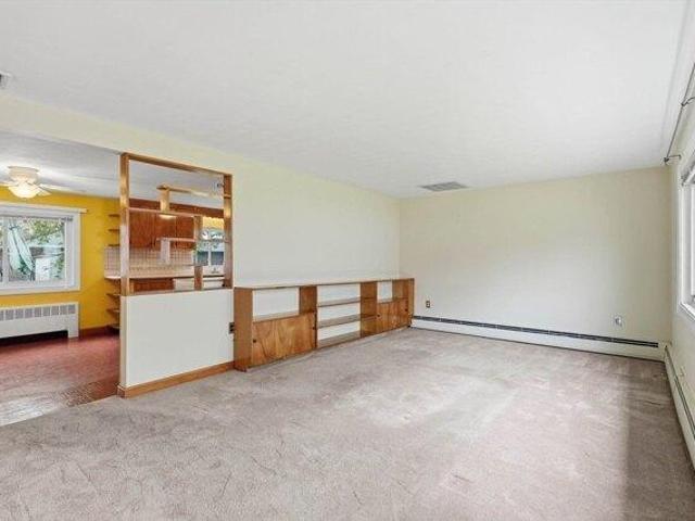 house with 3 bedroom, Malden MA ES104151767