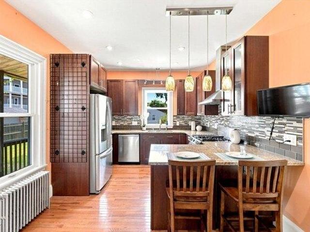house with 3 bedroom, Malden MA ES105104682