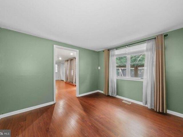 house with 3 bedroom, Maple Shade NJ ES105176243