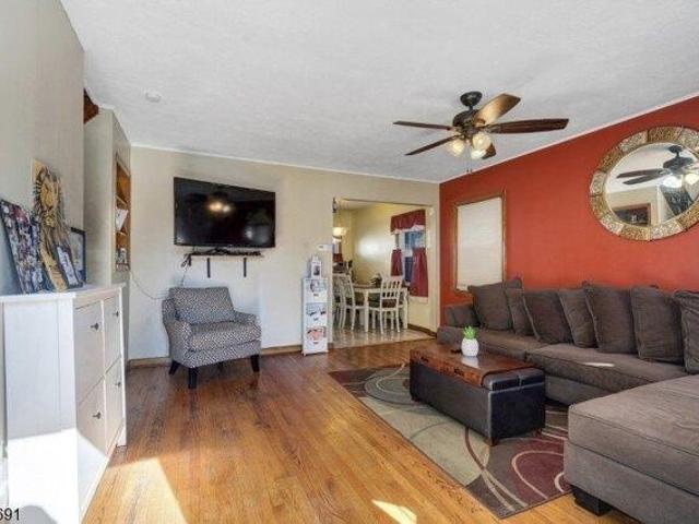 house with 3 bedroom, Maplewood NJ DS102215442
