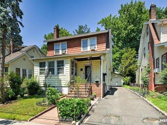 house with 3 bedroom, Maplewood NJ ES104810189
