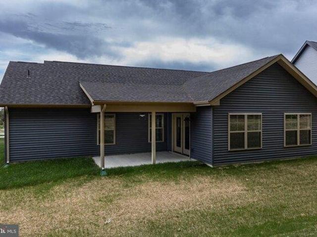 house with 3 bedroom, Martinsburg WV ES103627471