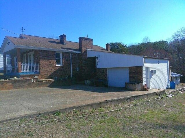 house with 3 bedroom, Martinsville VA DS91617420