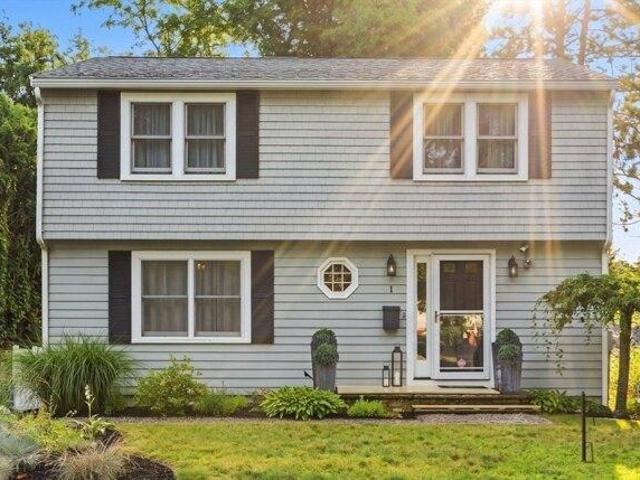 house with 3 bedroom, Marblehead MA DS104075595