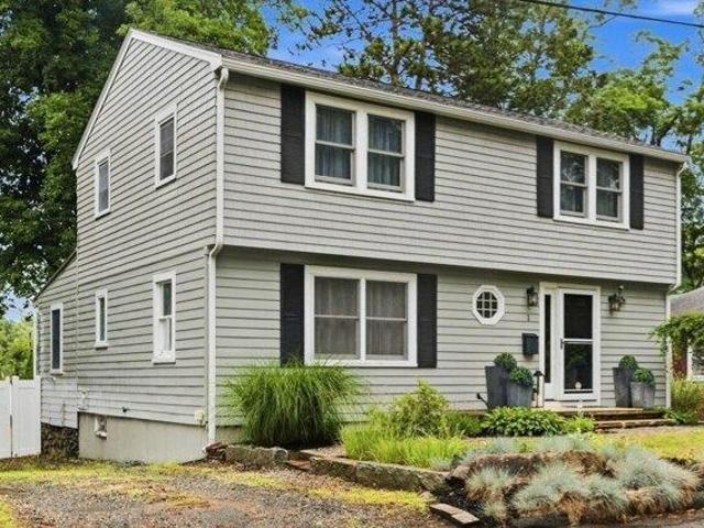 house with 3 bedroom, Marblehead MA ES104443790