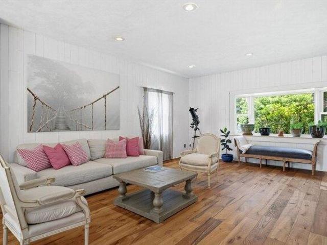 house with 3 bedroom, Marblehead MA ES105141089