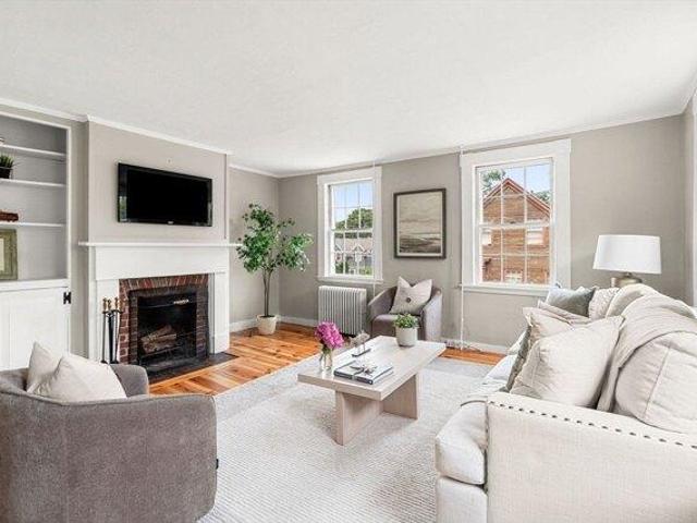 house with 3 bedroom, Marblehead MA ES105176150