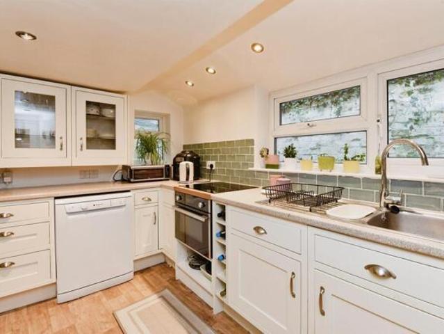 House With 3 Bedroom Market Lavington Market Lavington DS87092014