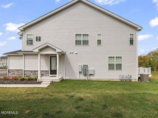 house with 3 bedroom, Marlboro NJ DS102565268